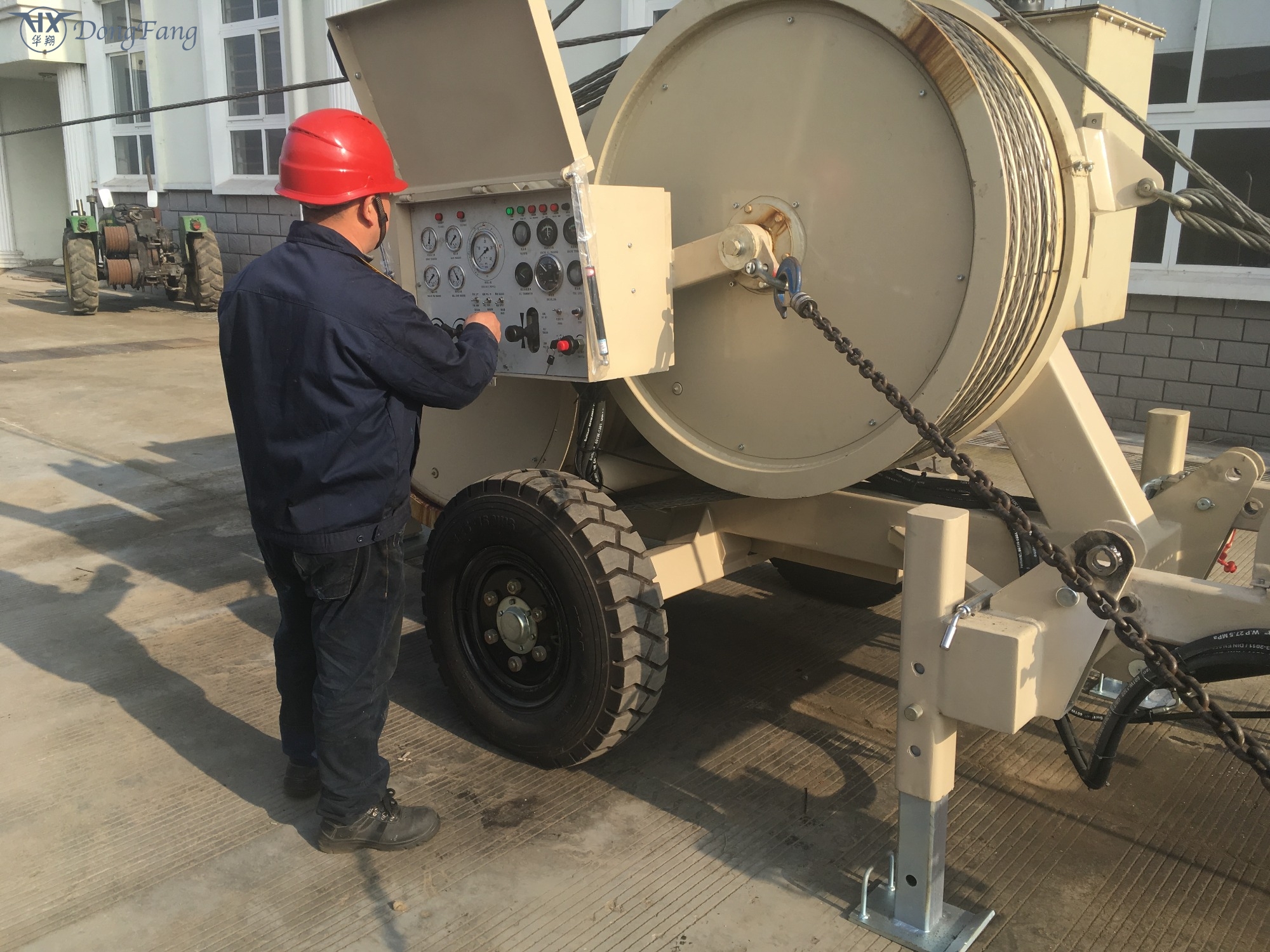 Hydraulic Puller / Tensioner 4 ton of transmission line stringing ...