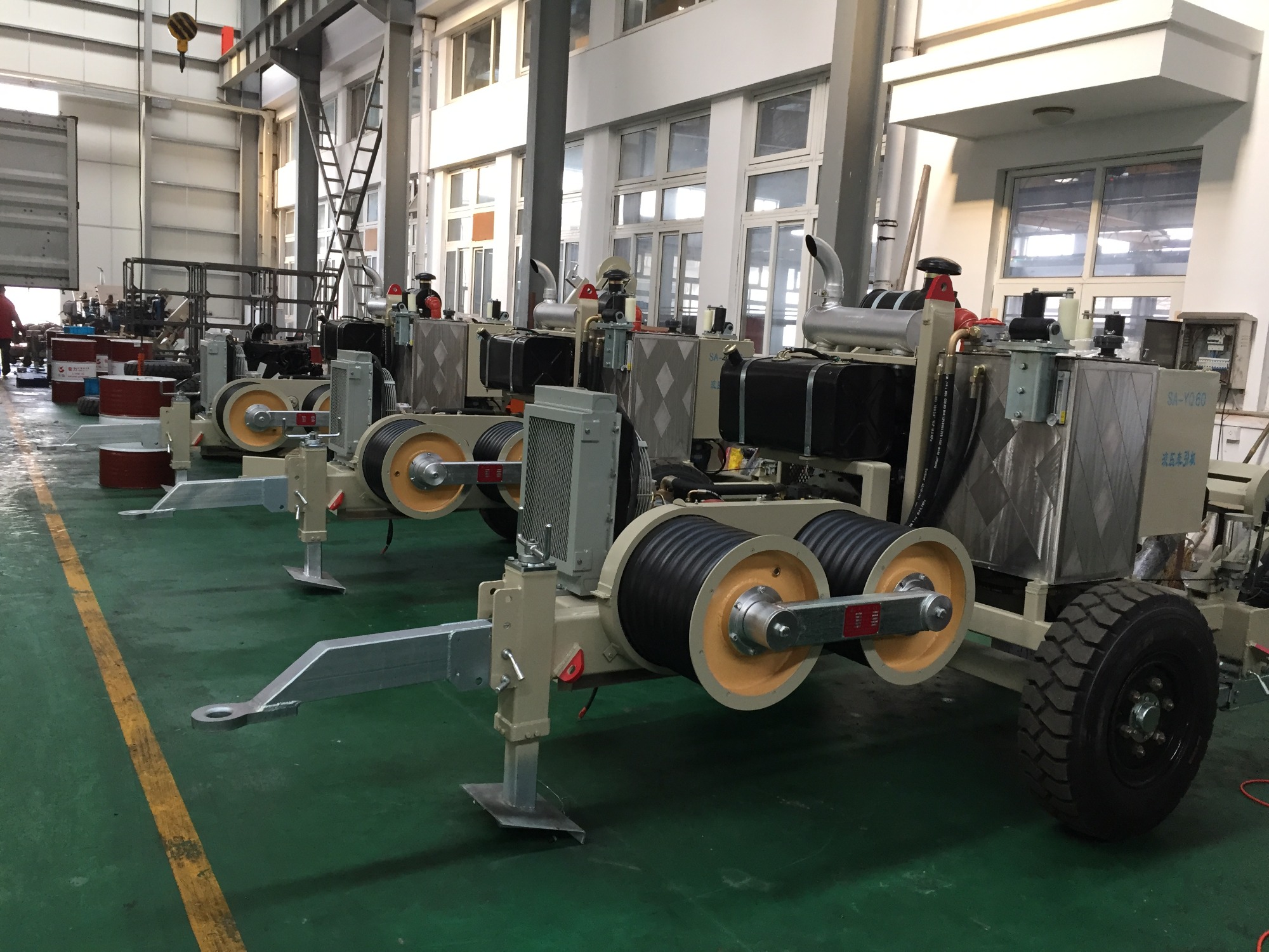 220KV Transmission Line Conductor Stringing Equipment 6 ton hydraulic ...