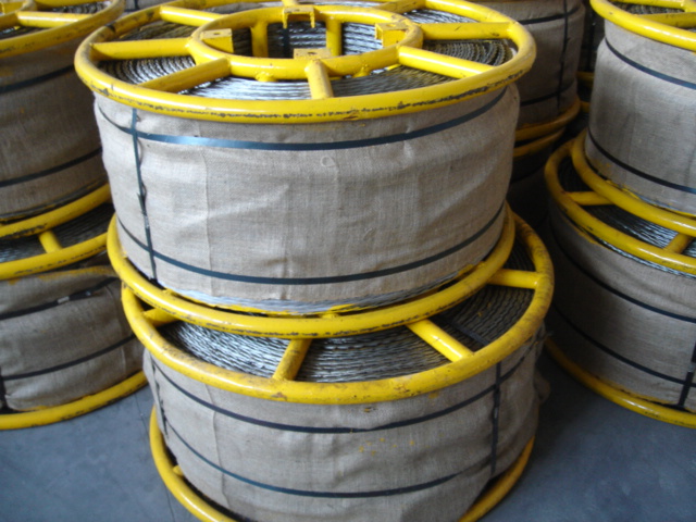 Anti Twist Steel Wire Rope 20mm for pulling four Bundled Conductors on ...