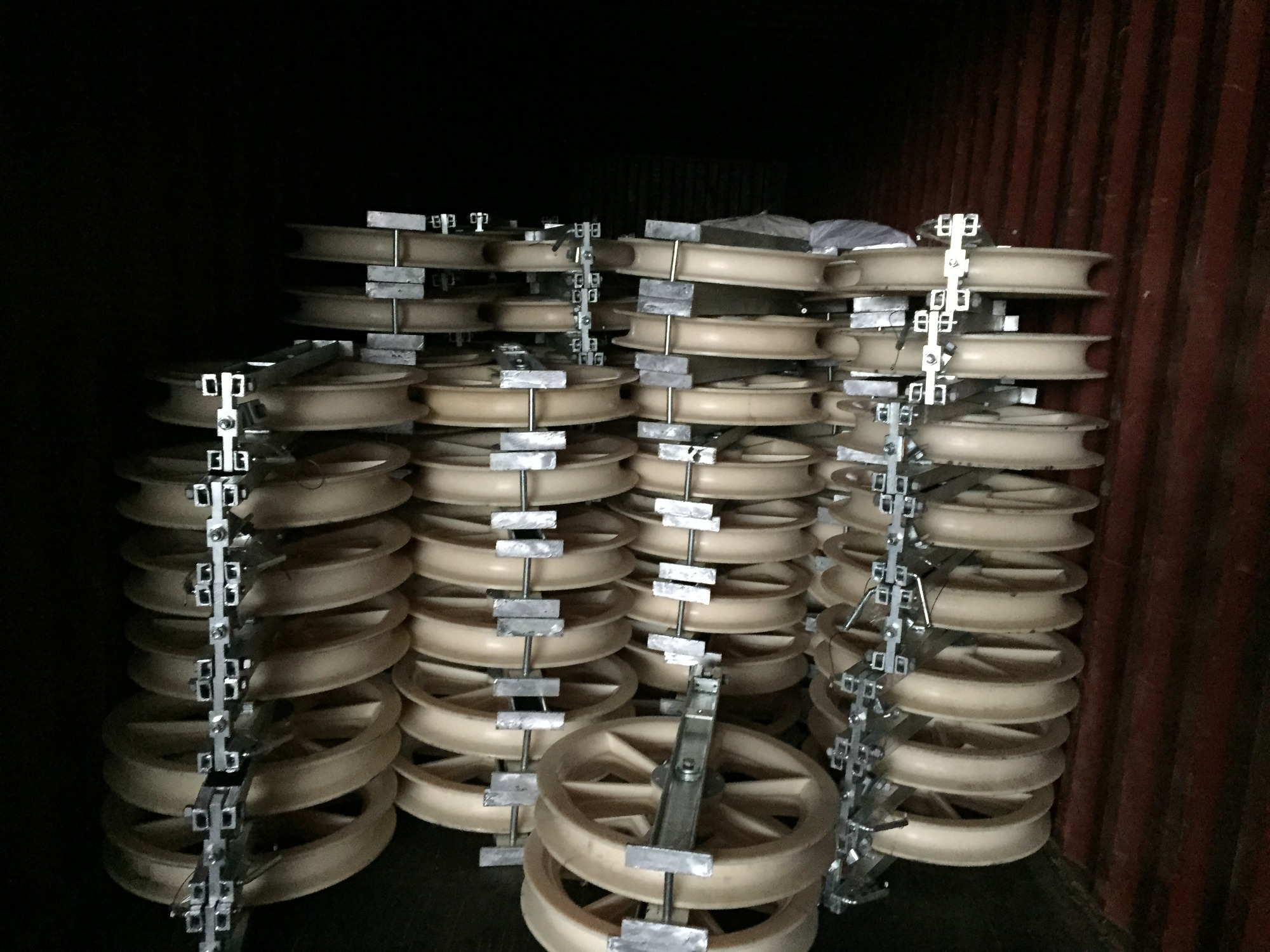 Single Conductor Stringing Equipment and Transmission Line Tools exported