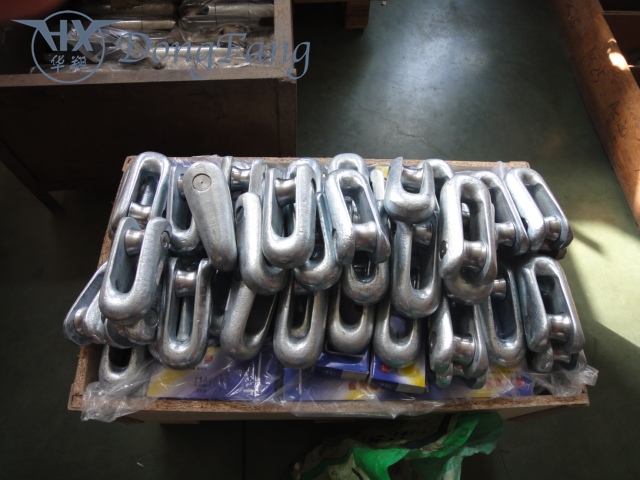 Fixed joints pilot wire connector for transmission line stringing