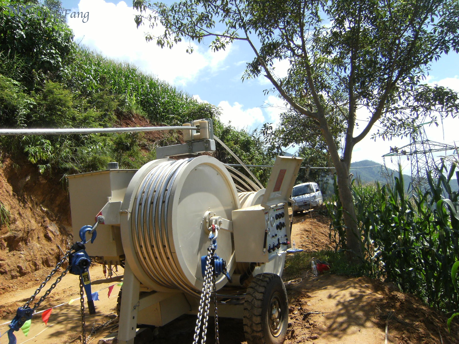 Hydraulic Puller / Tensioner for OPGW hot line change stringing